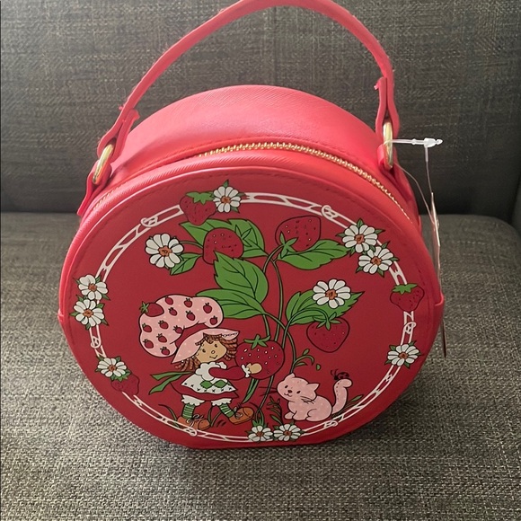MAD Engine | Bags | New225mad Engine70 X 825strawberry Shortcake ...